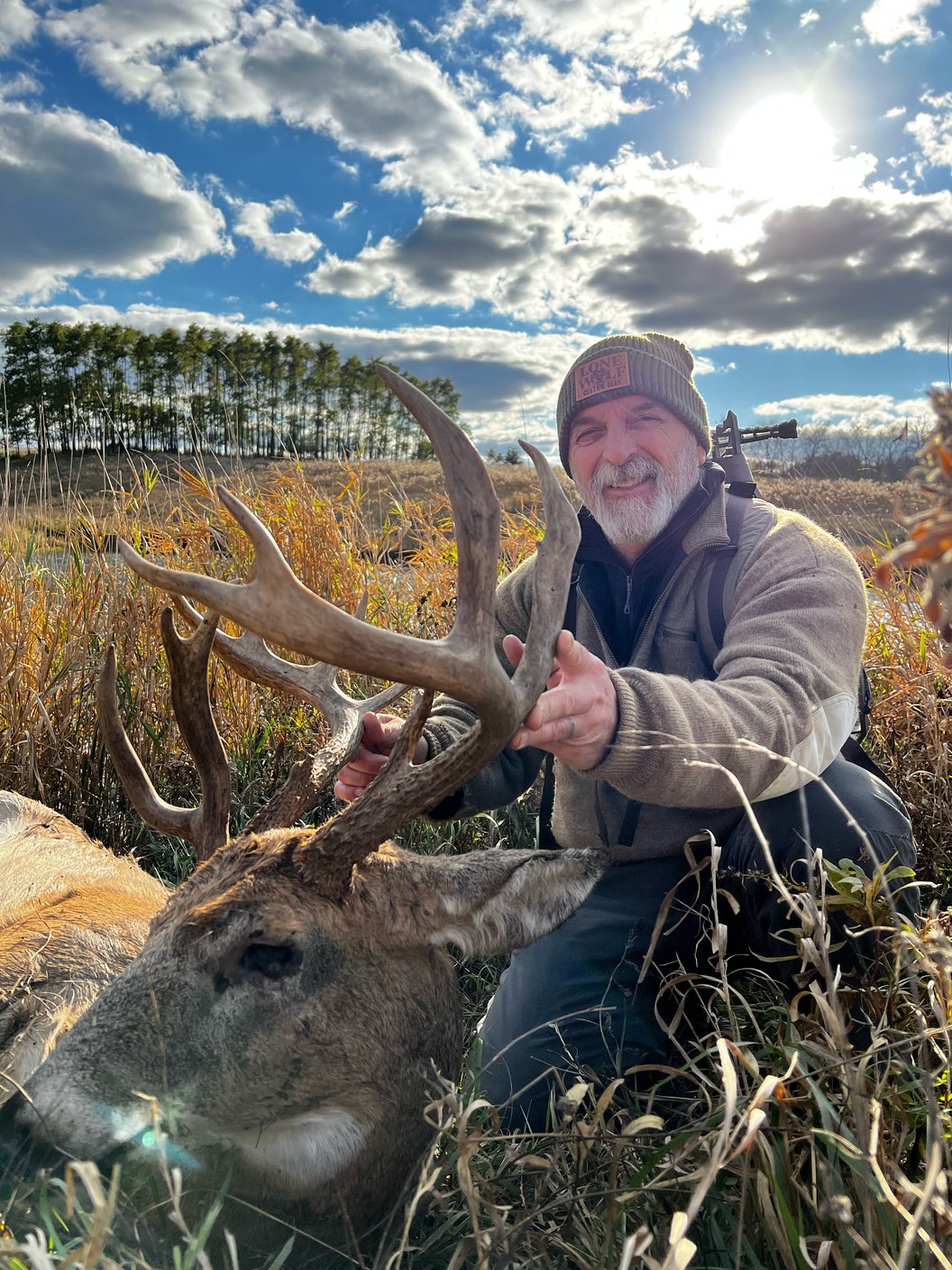 How to Cape a Deer for Mounting > Buckmasters